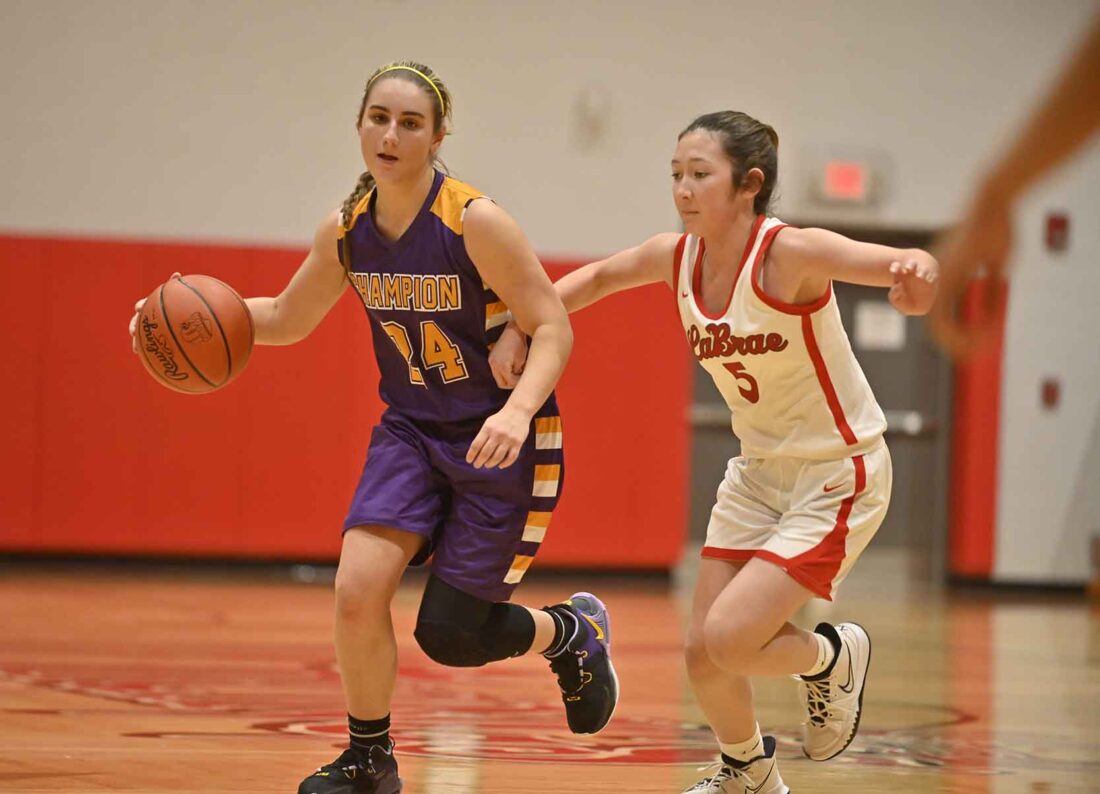 Golden Flashes spoil Vikings senior night with 46-32 win | News, Sports ...